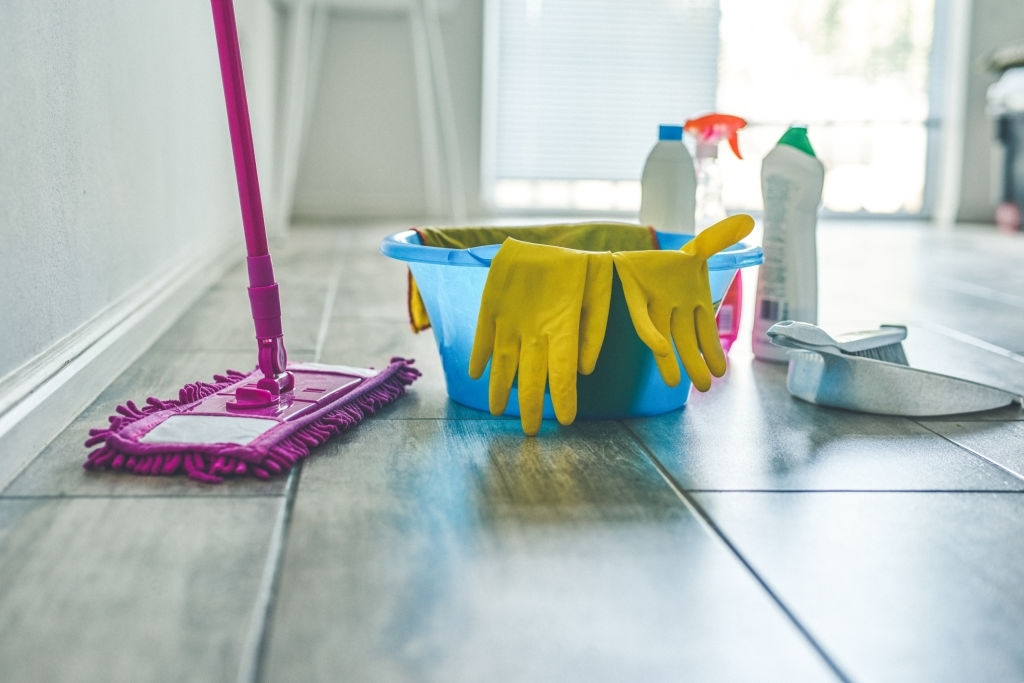 HOME – Royal Cleaning Services, L.L.C We provide Janitorial commercial ...